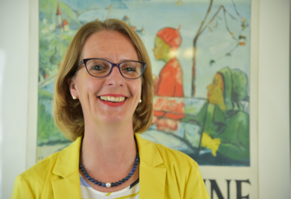 Emma Impavido, Director of Educational Travel Programs - Academic ...